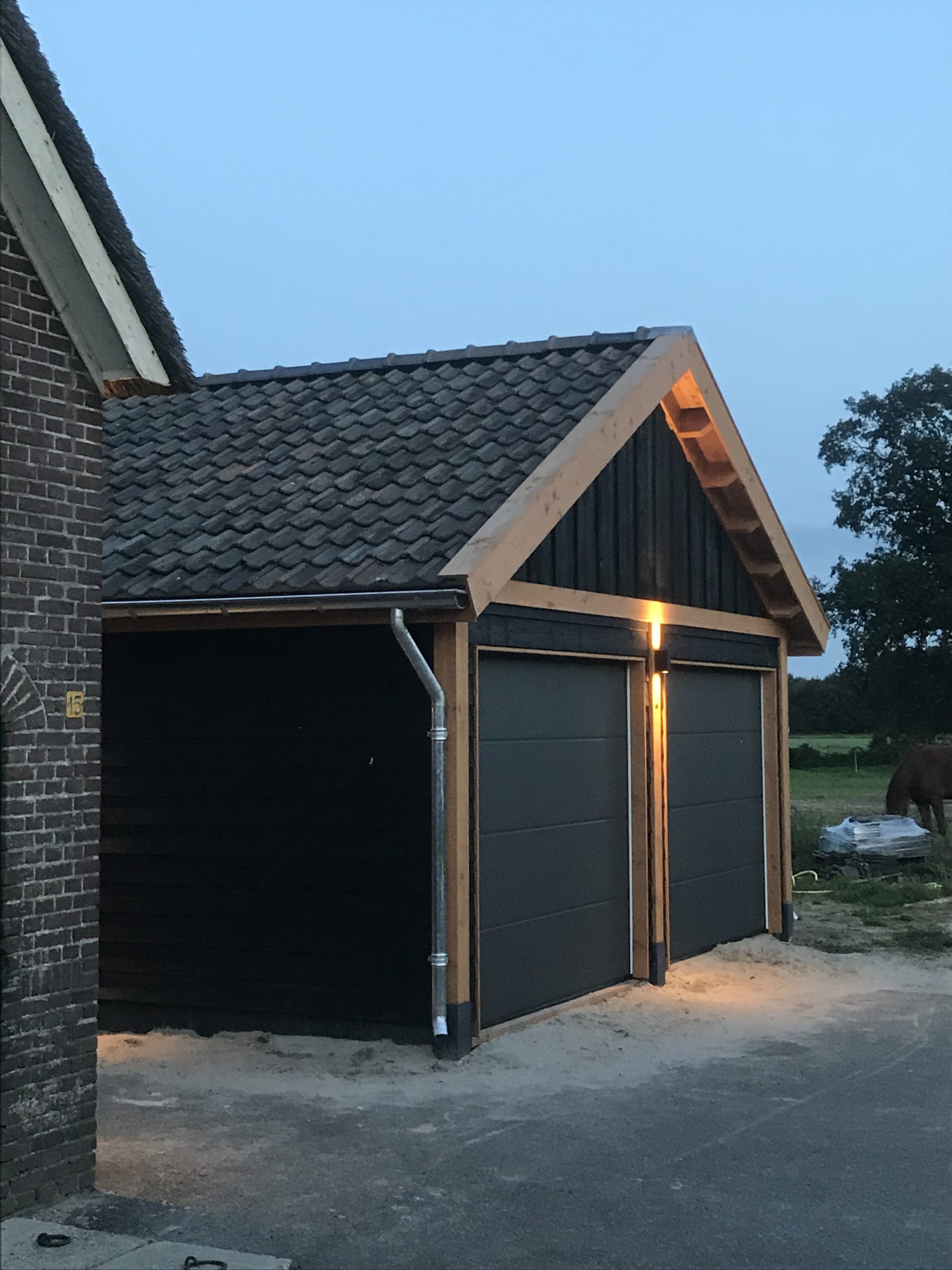 Dubbel garage met inpandige berging - Boeder Bouw